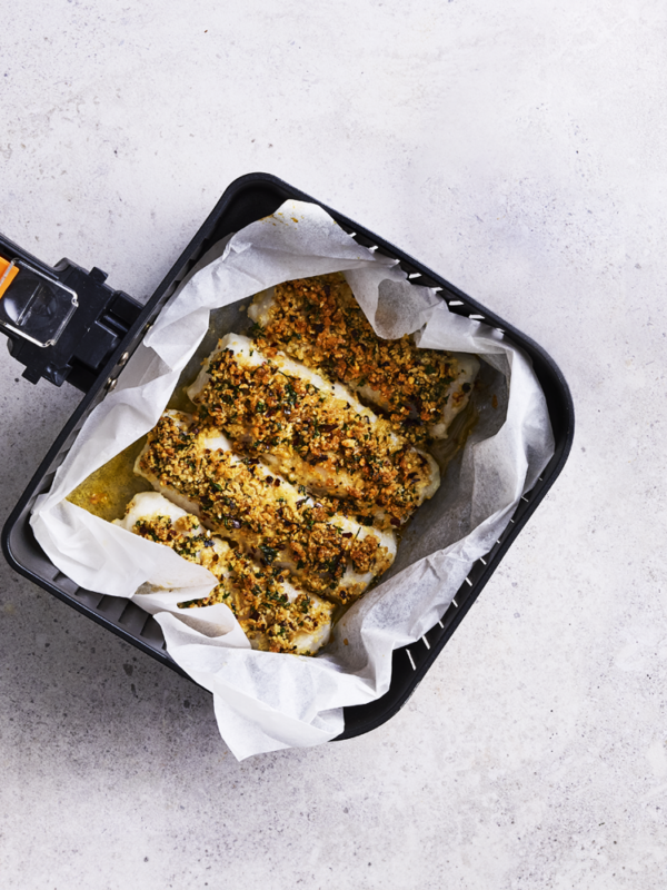 GRILLED HAKE FILLETS WITH LEMON BUTTER & POTATO CRISPS - I&J