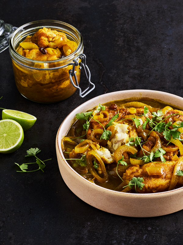 GRILLED HAKE FILLETS WITH LEMON BUTTER & POTATO CRISPS - I&J